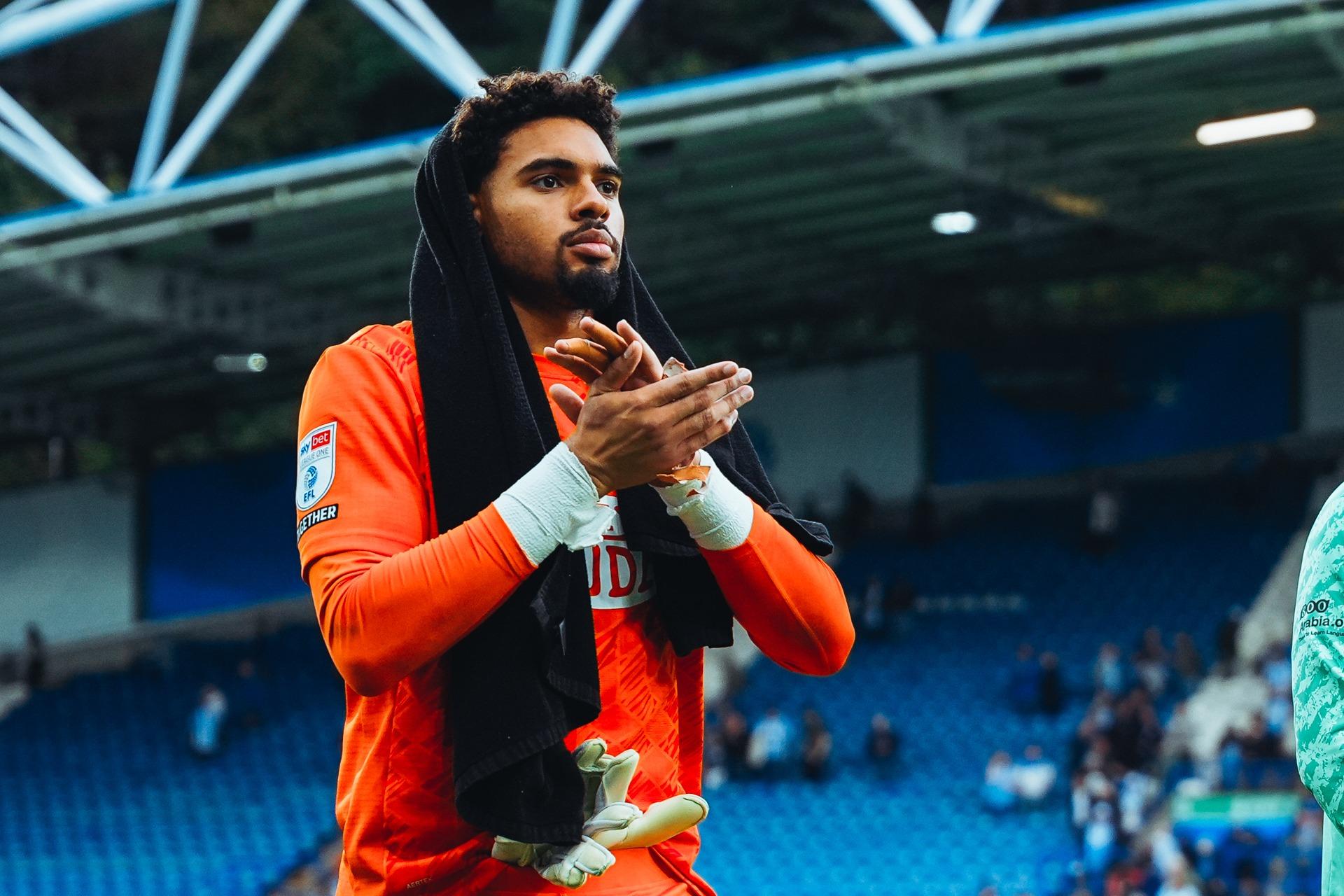 Huddersfield Town transfer latest: Loan keeper returns to Premier ...