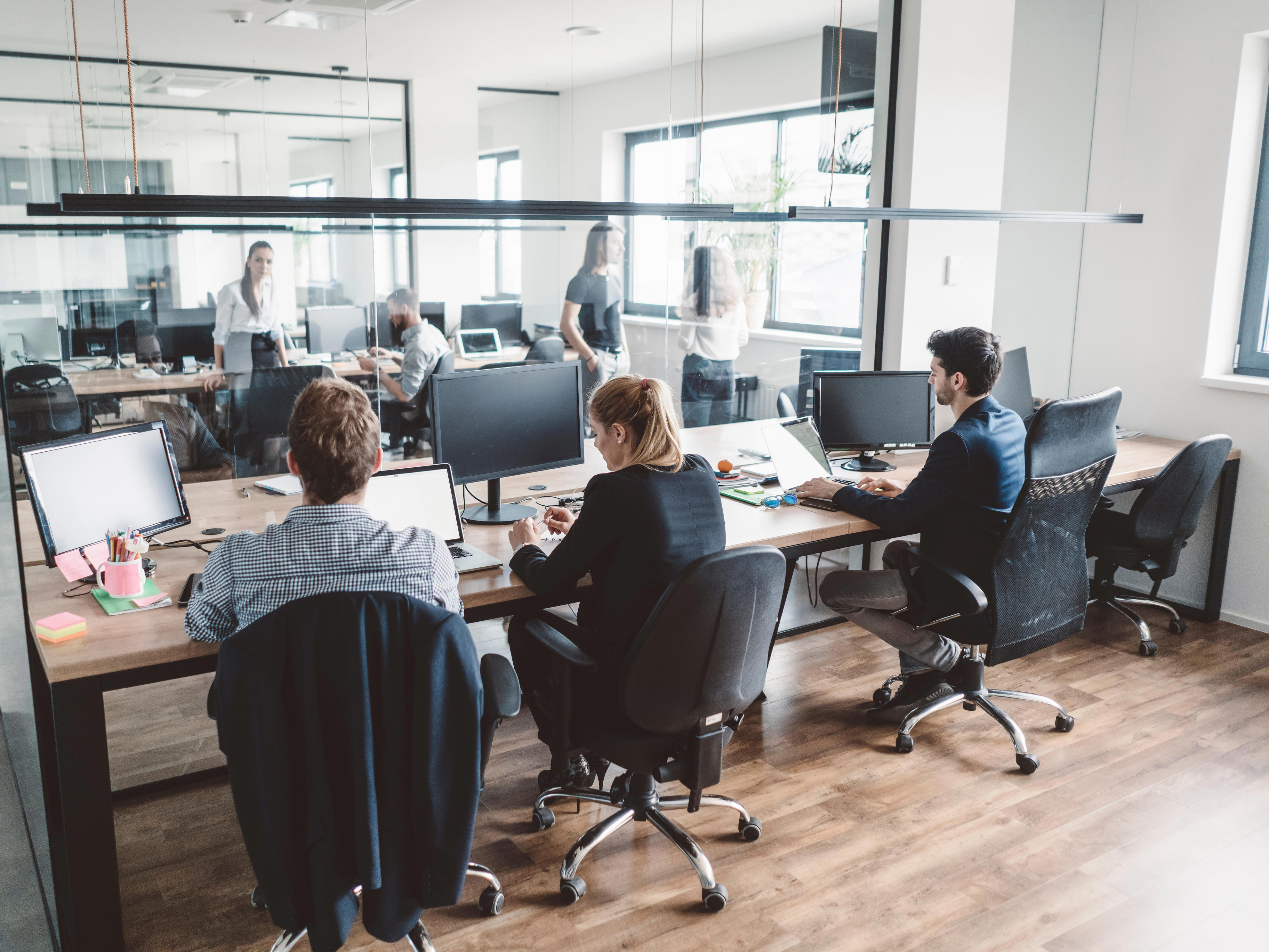 5 mistakes you should never make when interacting with coworkers ...