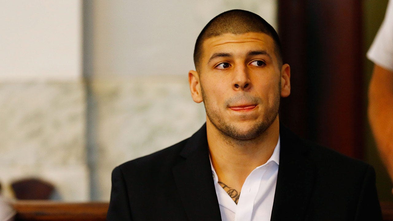 Ole Miss staffer references Aaron Hernandez while discussing 'chaotic ...