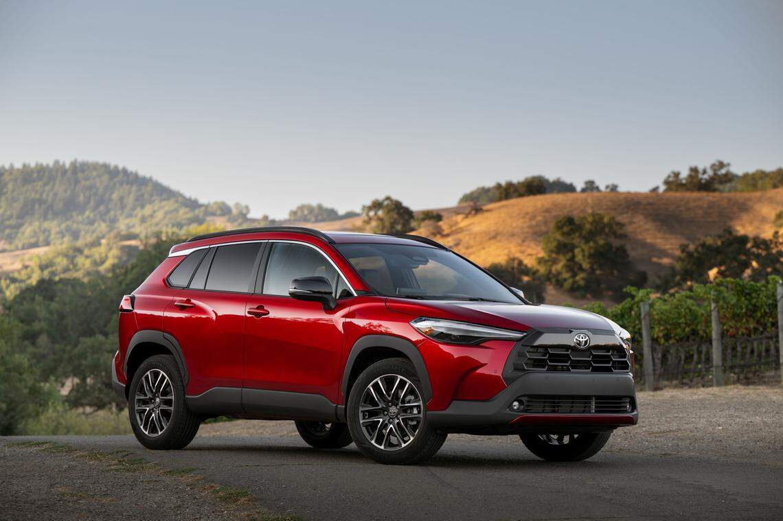Toyota Corolla Cross del 2026, un SUV simple y práctico