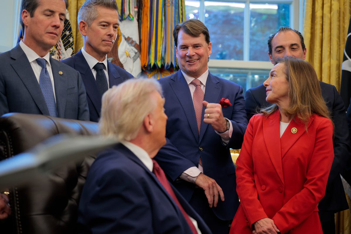 Senator Ted Cruz says Ford CEO Farley is 'terrified of testifying ...