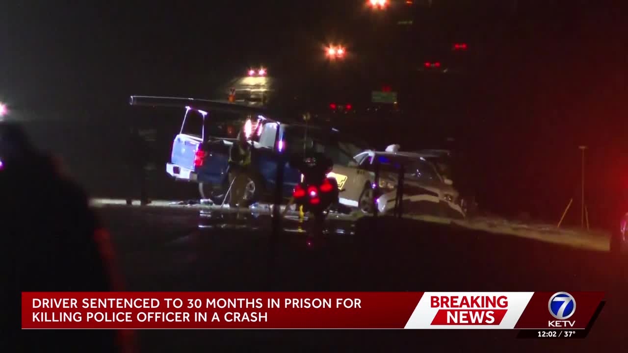 Lincoln man sentenced for crash that killed police officer