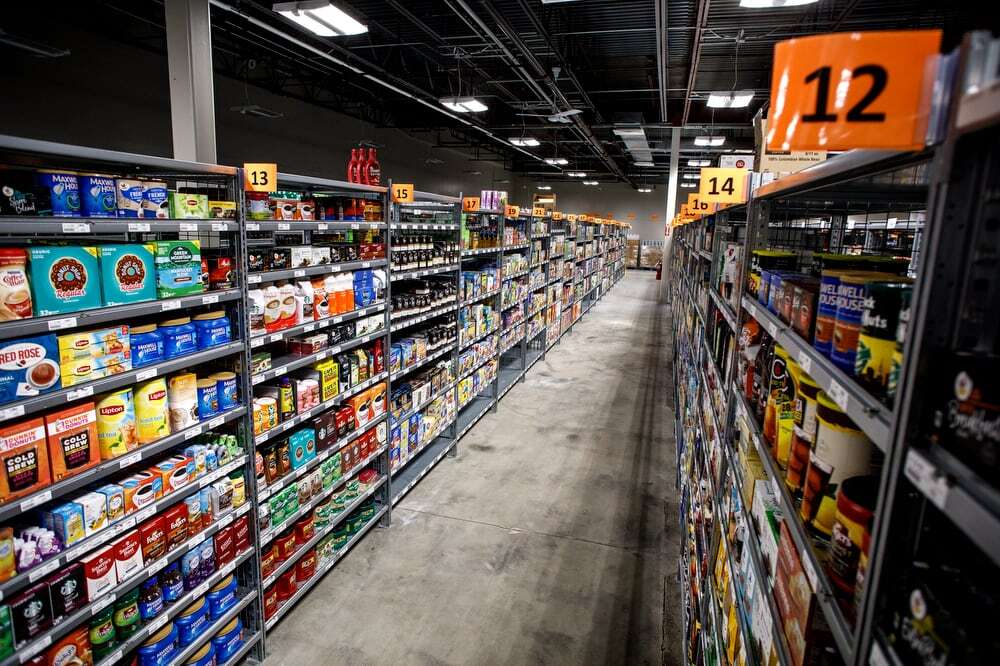 Grocery chain closing 5 fulfillment centers in Pa. expects to lay off ...