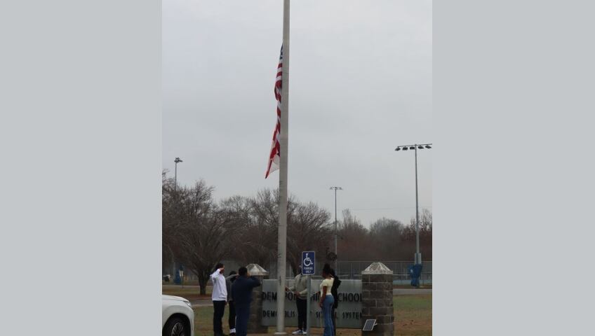 16-year-old girl, 75-year-old man killed in head-on Alabama crash that ...