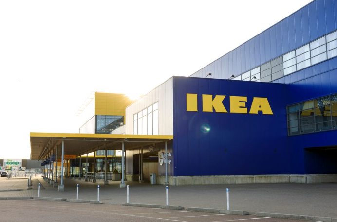 Rasande Robert betalade 150.000 kronor för nytt IKEA-kök: Kort därefter ...