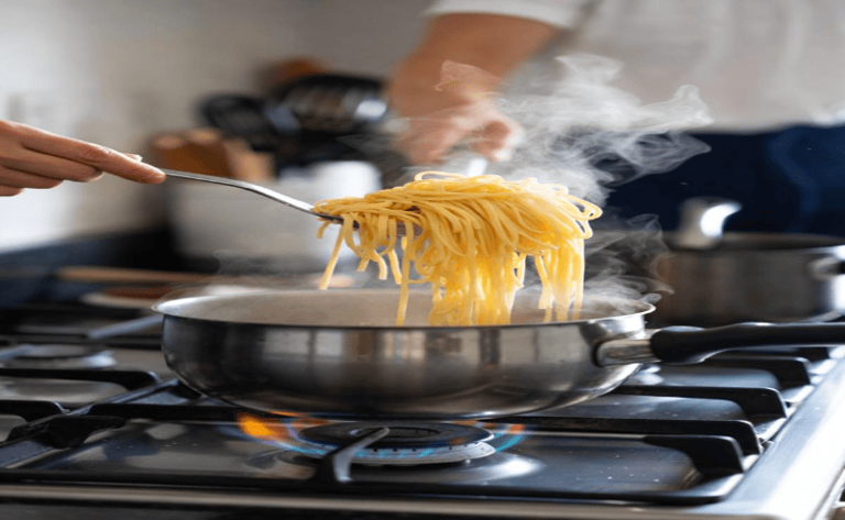 Stop microwaving your leftover pasta this simple stovetop trick makes ...