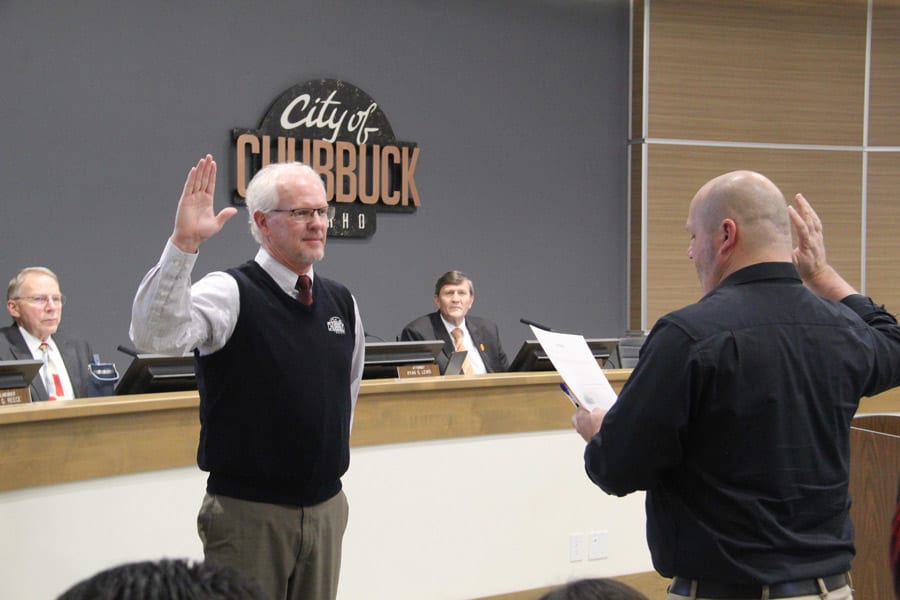 New mayor of Chubbuck sworn in; says it’s 'time to go to work'