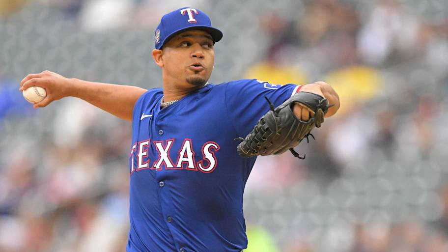 Brewers quietly added righty with 2 seasons of MLB experience