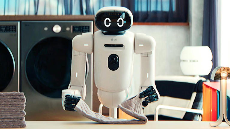 LG's new home robot can do more than just fold laundry