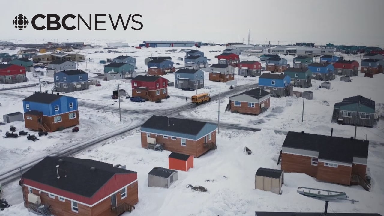 Residents in Puvirnituq grapple with double tragedy
