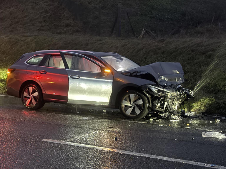 Man arrested after crashing 'stolen vehicle' in East Sussex