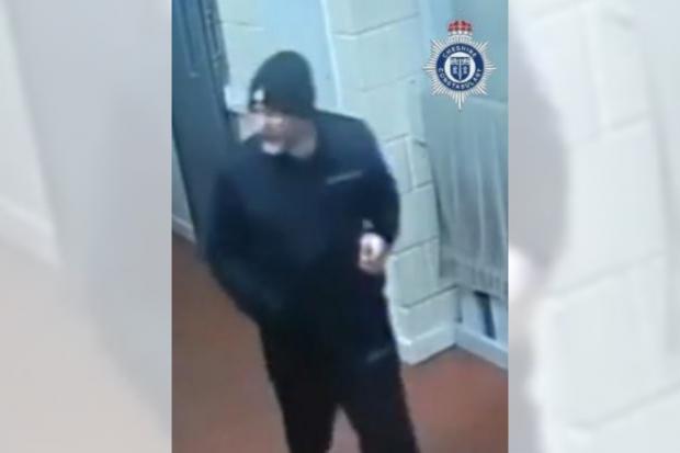 Man charged with escaping from prison and threatening to burn women’s ...