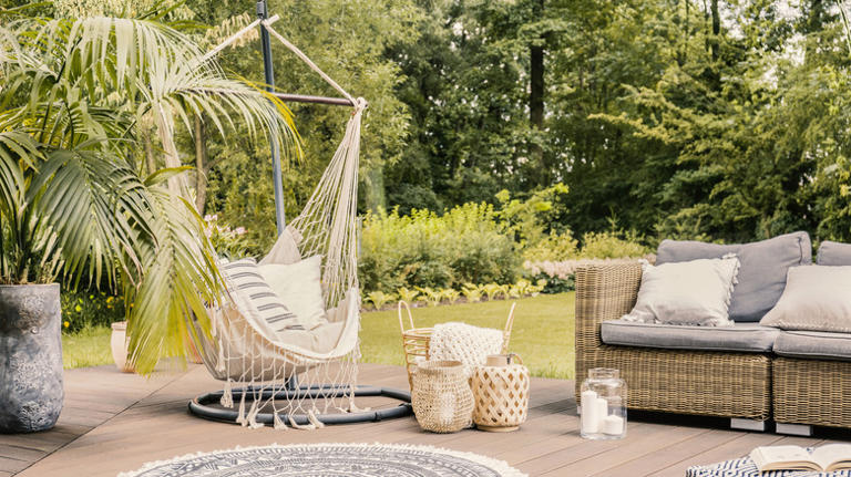 DIYer reveals how she transforms a Dollar Tree cutting board into ...