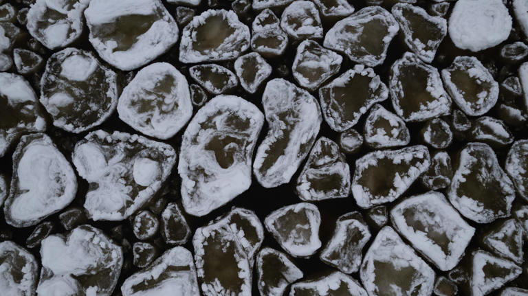 What's pancake ice? 'Frazil' leads to this unusual formation