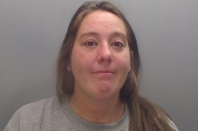 She stabbed boyfriend, hit another with lamp and warned she'd splatter ...