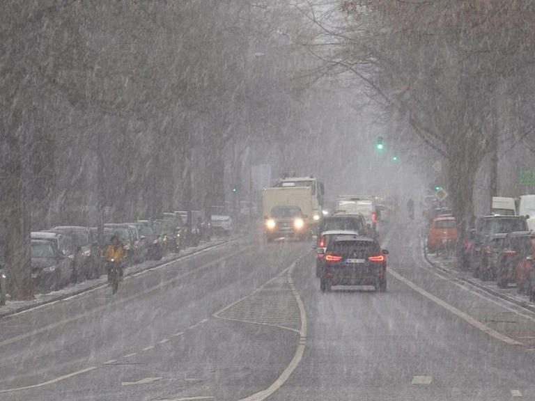 Wetterwarnung Olpe bis morgen: DWD warnt vor Schneefall in mehreren ...