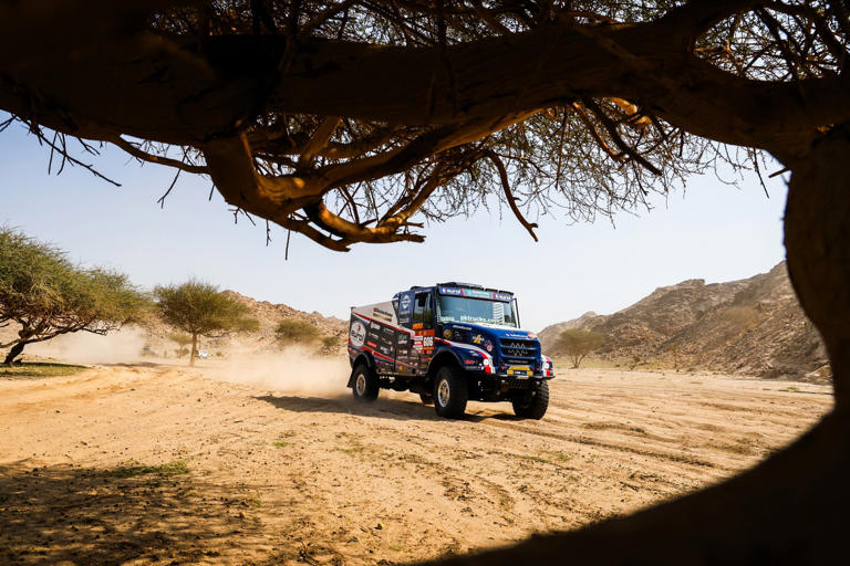 Dakar 2026: Tussenstand bij auto's, motoren en trucks na etappe 8