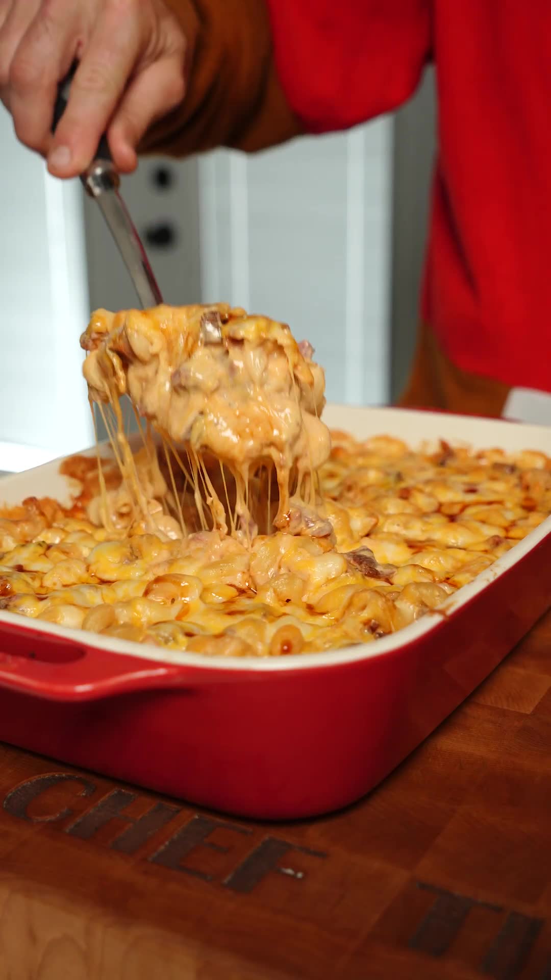 Korean-style mac and cheese featuring gochujang beef ribs