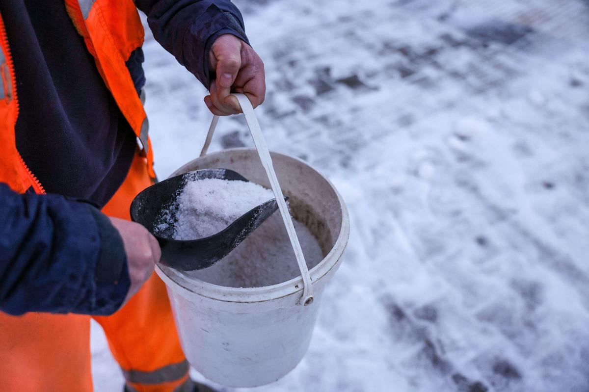 Streuen bei Glatteis: Was gilt in Bayern?