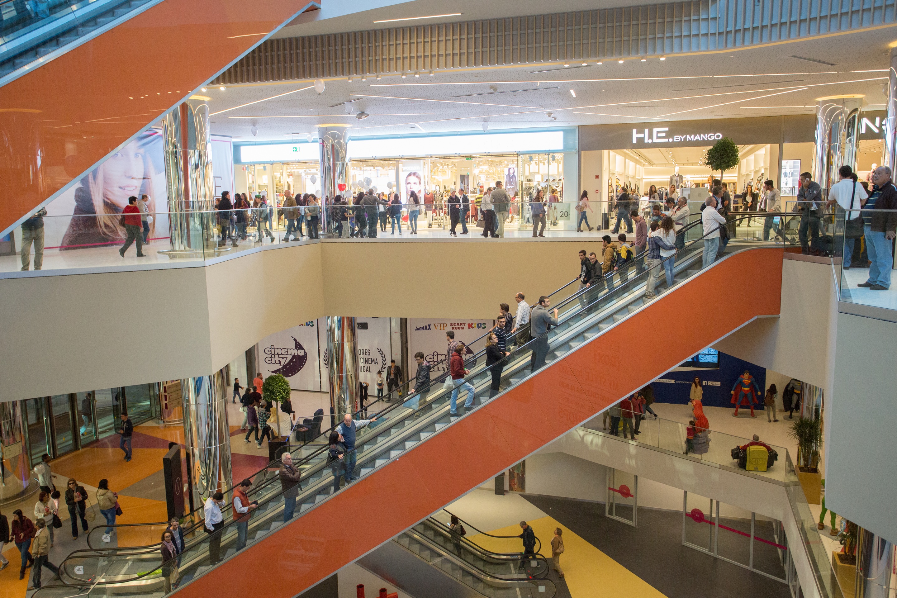 Centros comerciais: Ceetrus volta a deter 100% do Alegro Setúbal