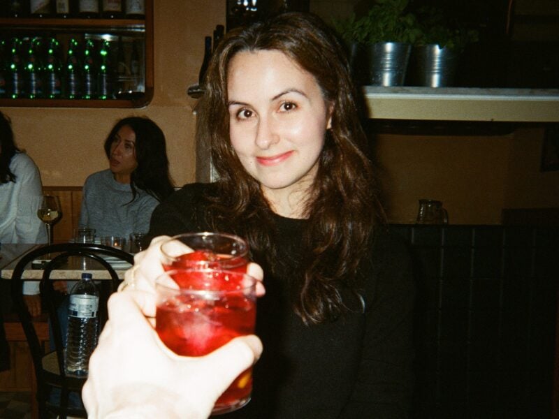 Statt Dry January: Mit meiner "One and None"-Regel geht Social Drinking ...