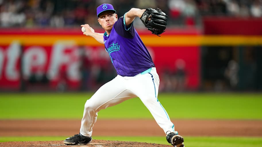 Cubs continue to stockpile bullpen depth, adding a former Dodgers draft ...