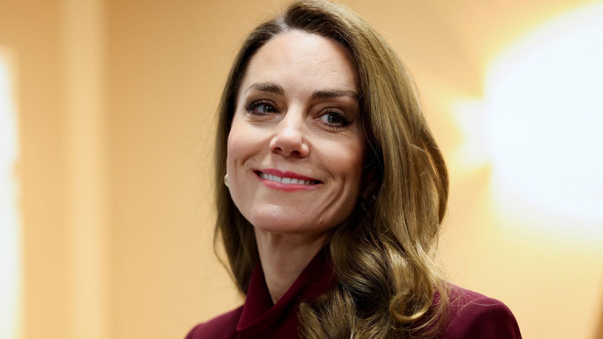 Kate Middleton rompe con la tradición y comparte un emotivo vídeo por ...