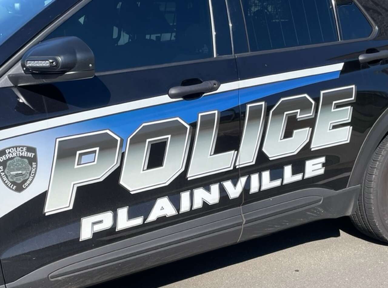 Suspects sought in armed Plainville home invasion on Whiting Street ...