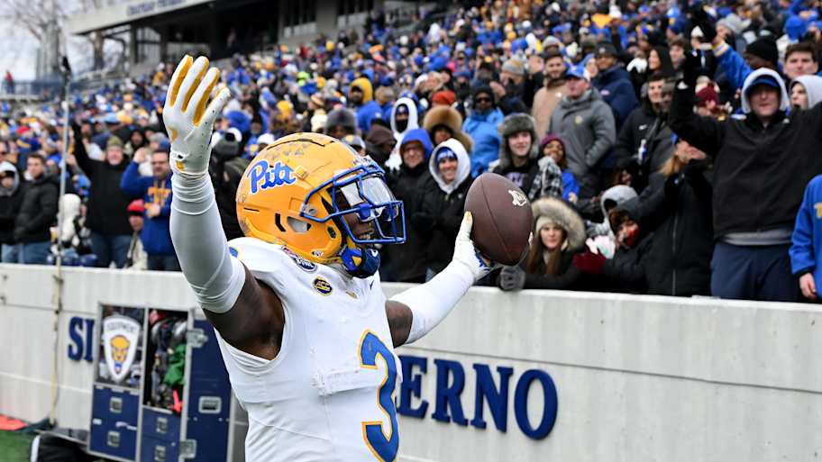 Michigan is hosting another elite transfer, plus another key add for ...