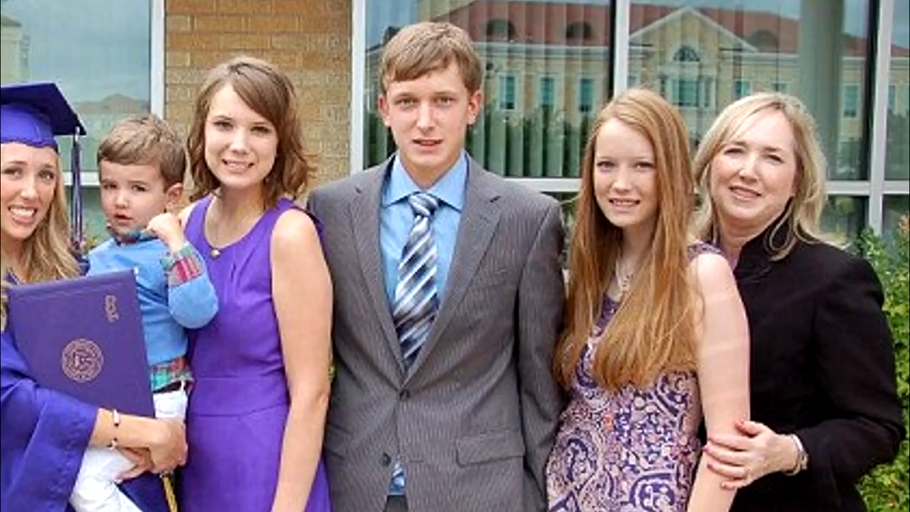 I shot my family - the 911 call that left dispatchers frozen