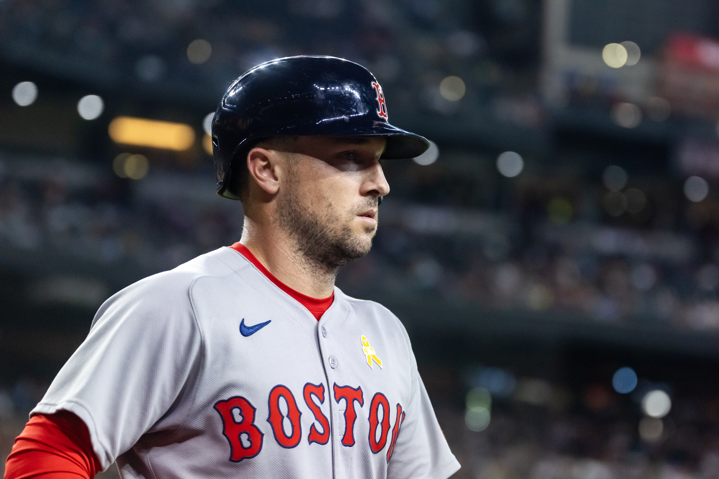 Red Sox face just one competitor for Alex Bregman