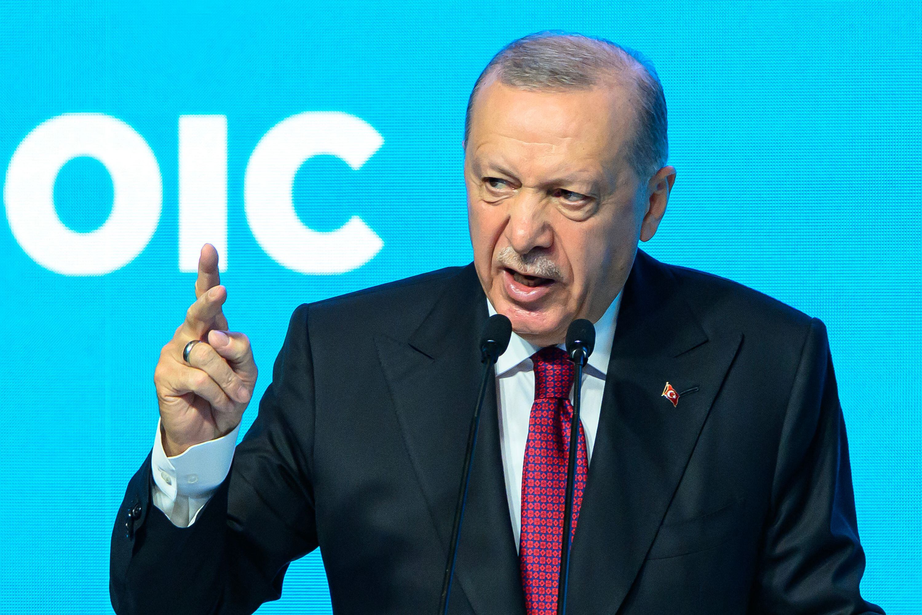 Recep Tayyip Erdogan sues political rival for moral damages