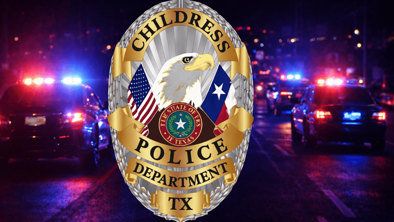 Suspect on the run after high-speed police chase ends with crash into ...