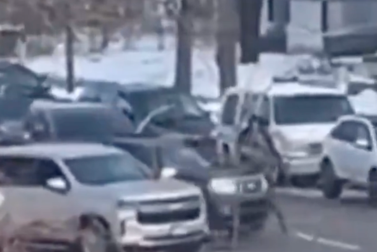 Alternative angle of ICE shooting being promoted by MAGA