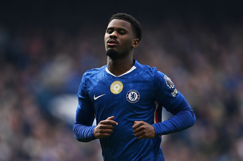 Marc Cucurella forces Liam Rosenior to solve Chelsea problem and unlock ...