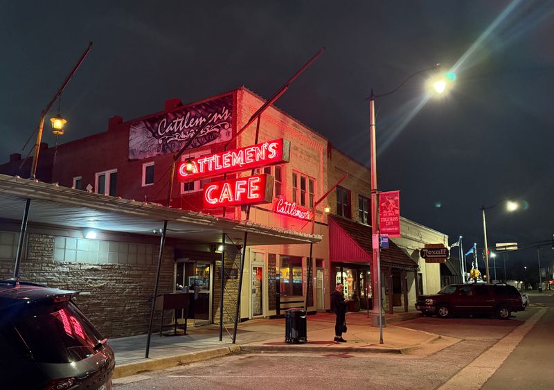 These 10 Oklahoma restaurants are so good people travel miles for them