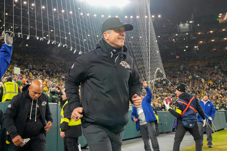 Mike McDaniel fired by Dolphins. Who might replace him?