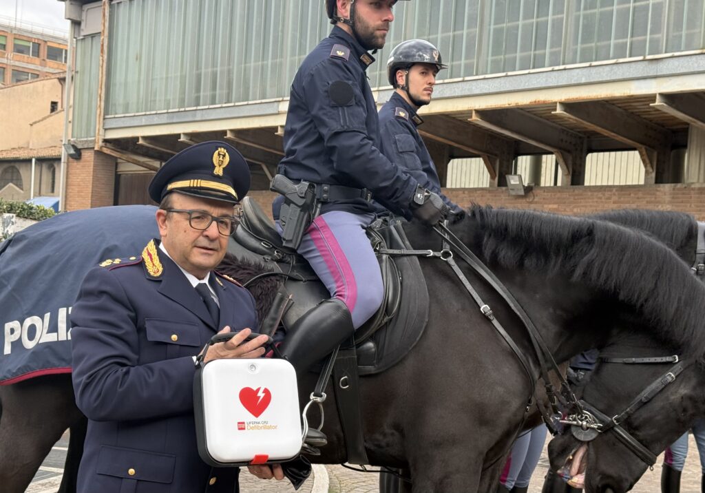 La Polizia di Stato equipaggia le pattuglie a cavallo con un ...