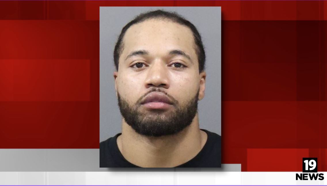 NFL player charged with carrying concealed weapons in Lakewood