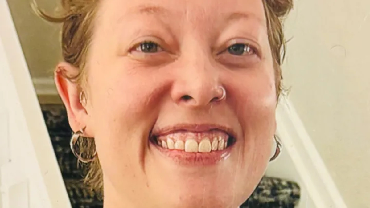 What we know about Renee Nicole Good