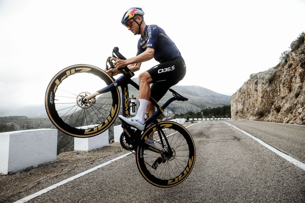 Tom Pidcock's Pinarello-Q36.5 team reveal bold new navy and gold race ...