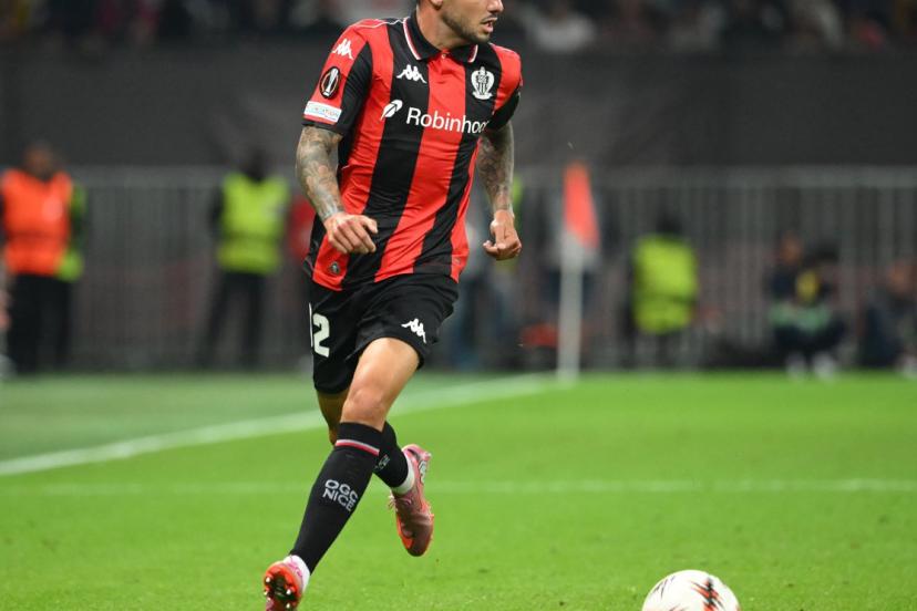 Sur le départ l'été dernier, Jonathan Clauss prolonge jusqu'en 2028 ...