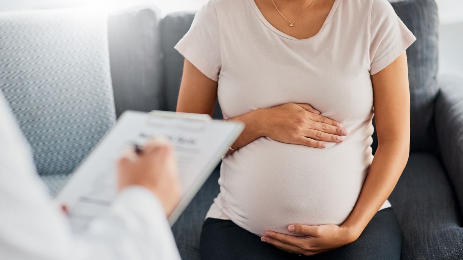 Offering tests after first baby loss 'could prevent 10,000 miscarriages ...