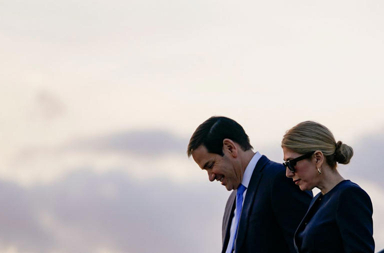 Meet Jeanette Rubio: Colombian roots, former NFL cheerleader, and Marco ...