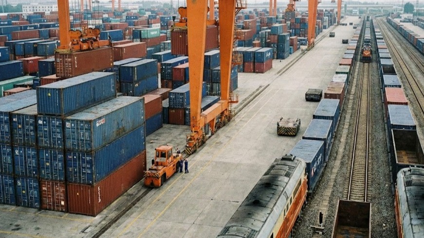 How China moves goods faster and cheaper