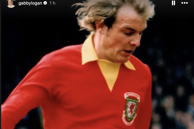 Gabby Logan issues heartbreaking tribute to dad Terry Yorath after ...