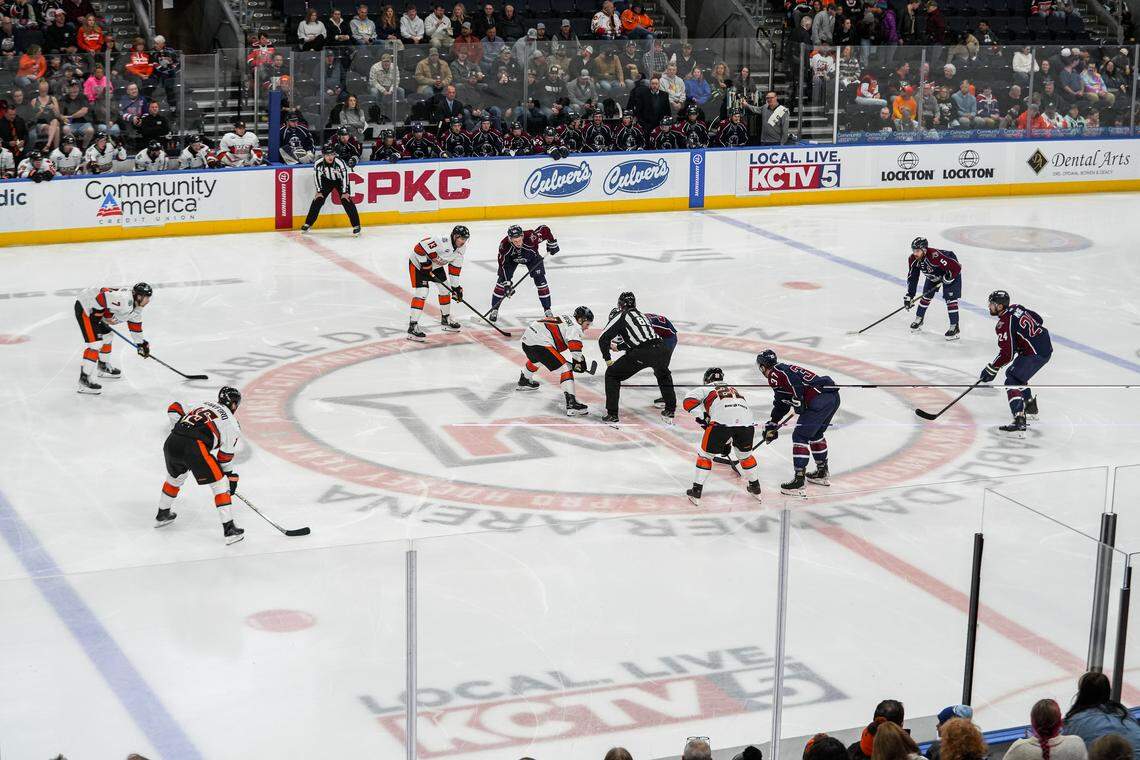 ECHL-leading Kansas City Mavericks take 7-game win streak into weekend ...