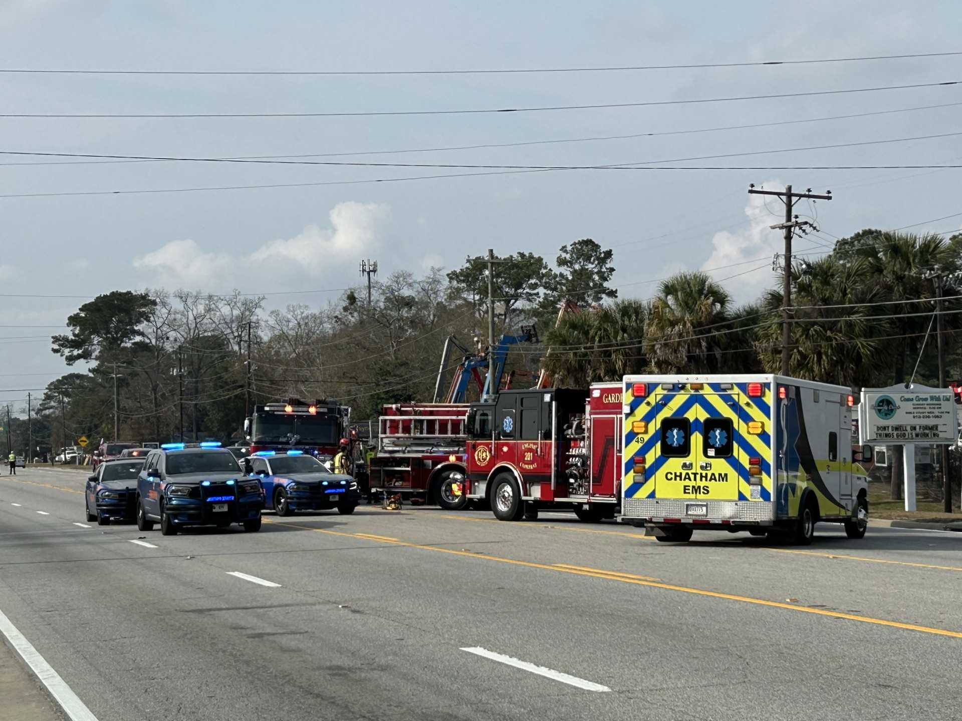 Deadly crash shuts down traffic along HWY 80 in Garden City