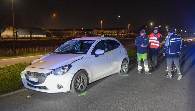 Bellinzago Lombardo, giovane di 28 anni travolto da un’auto mentre ...