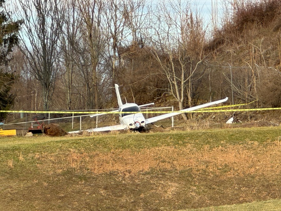 New Jersey pilot crashes at Philippi-Barbour County Airport after ...